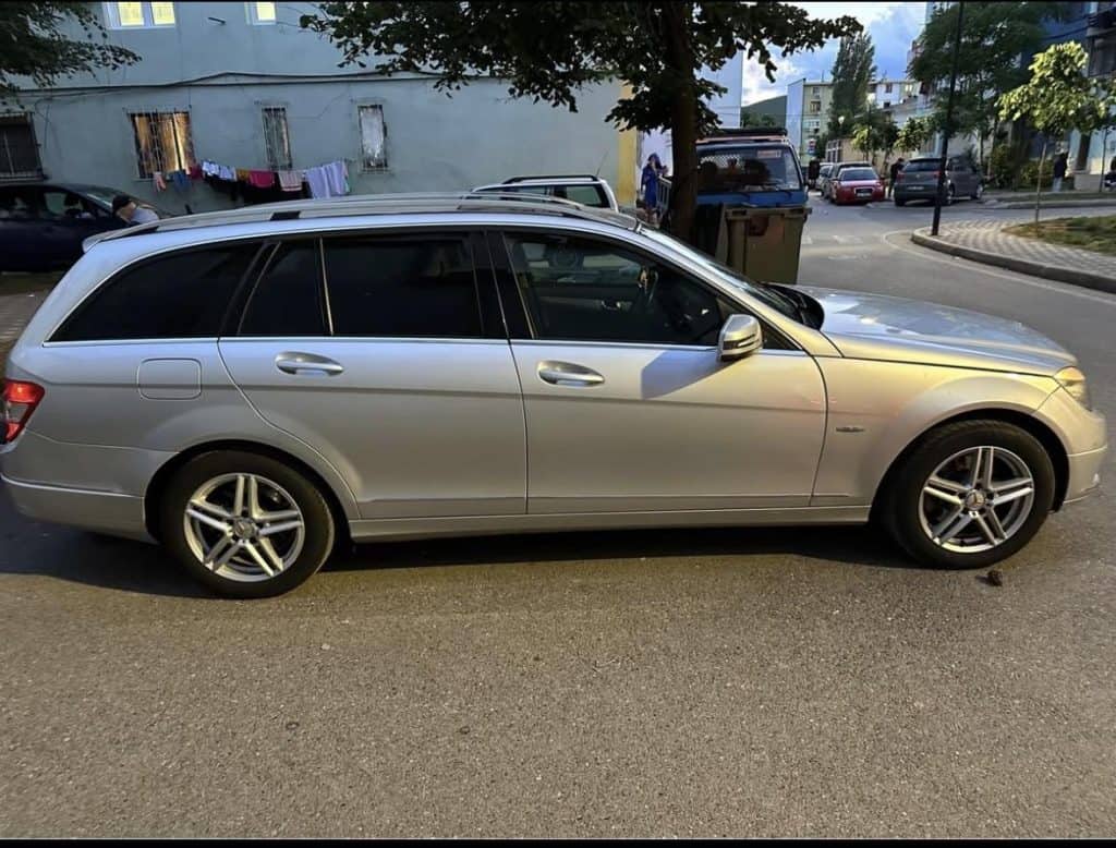 Mercedes-Benz C 220 2008 Naftë Automatike 5,200 Euro ne Tirane - Auto Pazar